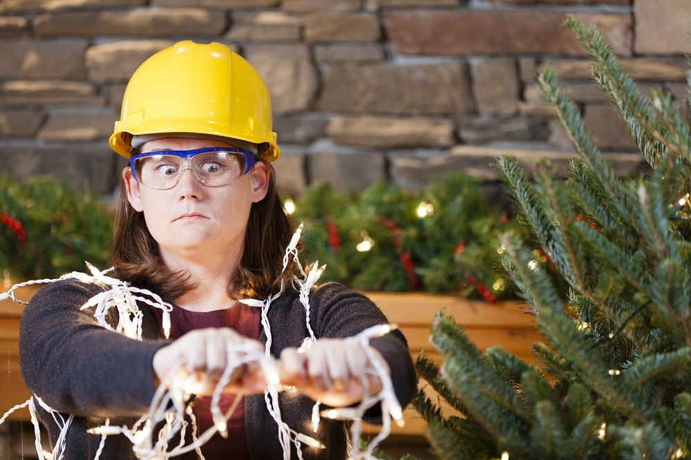 Staying Safe at Christmas: Christmas Safety Do’s and Don’ts | Keylock ...